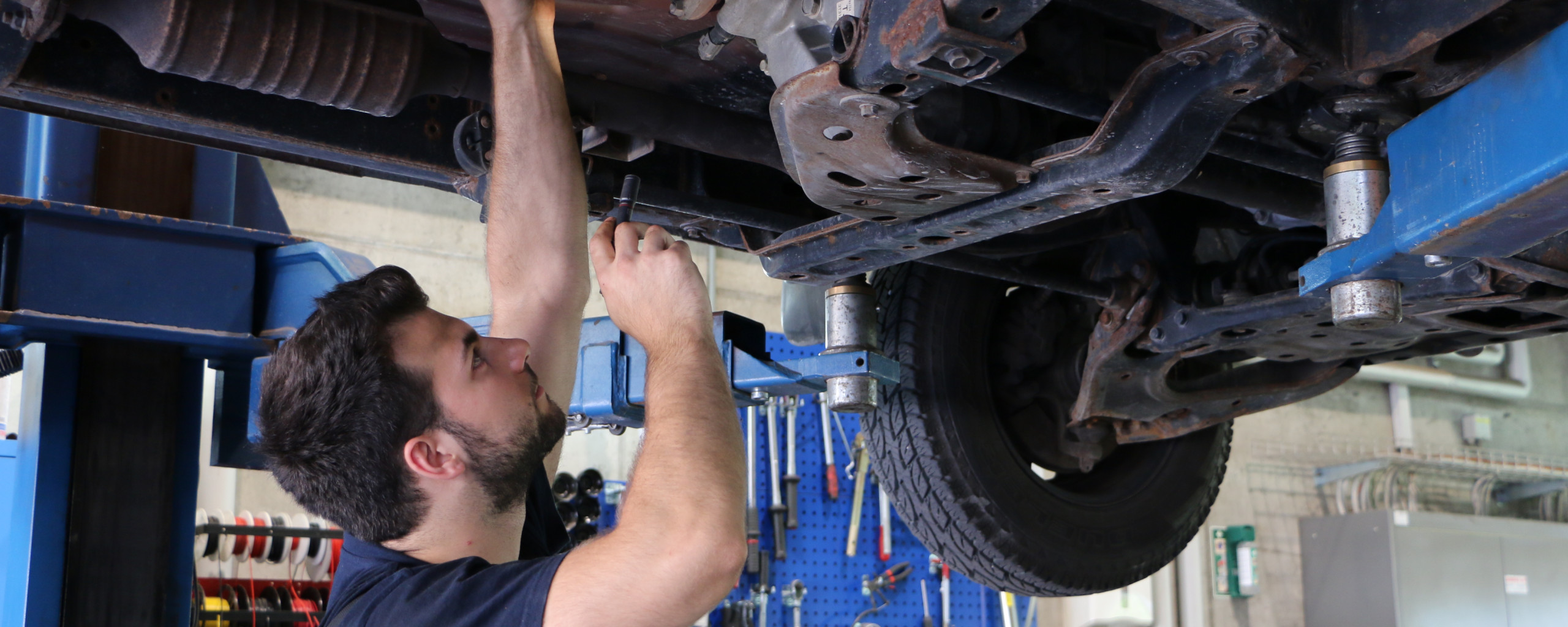 Automobil-Fachmann/-frau EFZ | FIUTSCHER